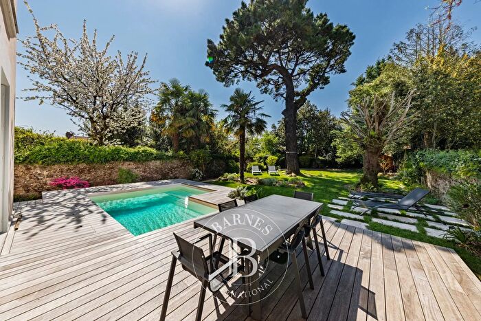 Maison à vendre - Nantes, Saint-Clément, Jardin des plantes, Caserne Lamoricière - 8 pièces - 5 chambres