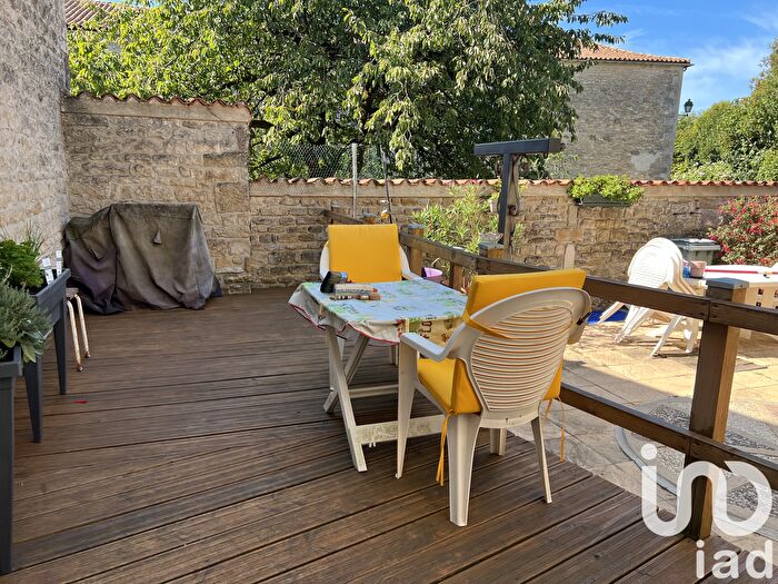 Maison à vendre - Courcôme - 11 pièces - 5 chambres