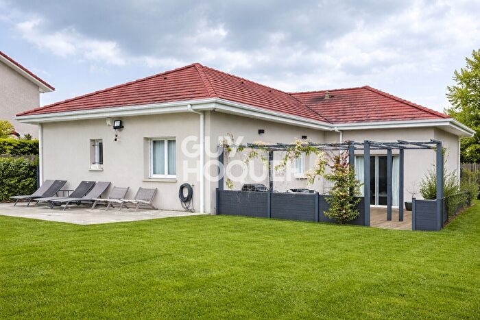 Maison à vendre - Les Éparres - 5 pièces - 3 chambres
