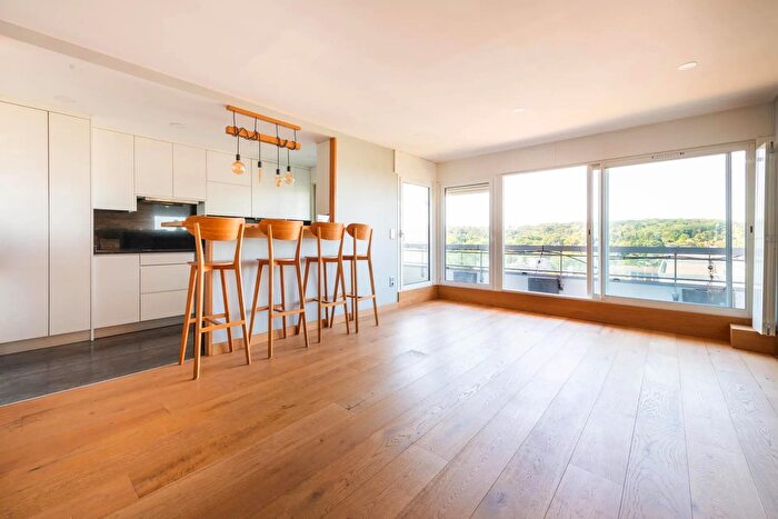 La Celle-Saint-Cloud, Le Centre - Appartement 4 pièces à vendre