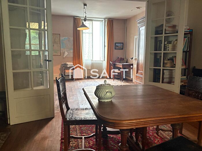 Maison 6 pièces à vendre à Issoudun, Centre-ville, Gare, Pucelles