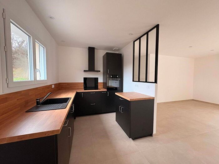 Maison à louer - Le Pont-Aubenas Est - 4 pièces - 3 chambres