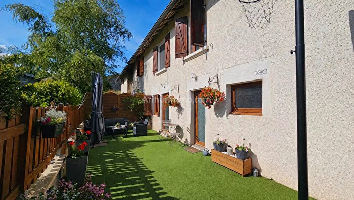 Maison 6 pièces à Creys-Mépieu, à vendre