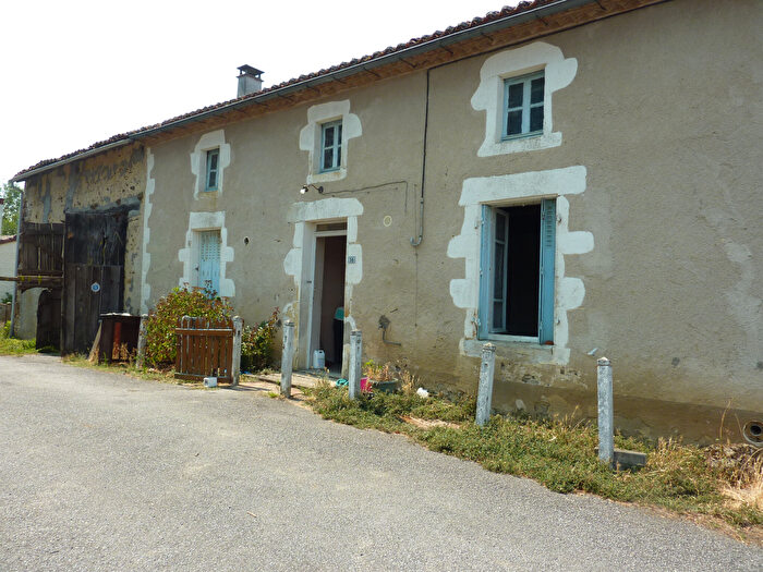 Saint-Bonnet-de-Bellac : Appartement 4 pièces à vendre