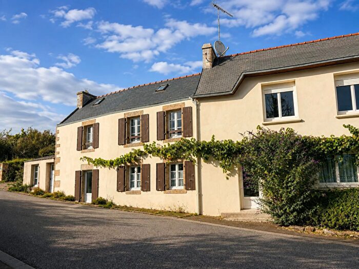Maison 8 pièces à vendre - Cléden-Cap-Sizun
