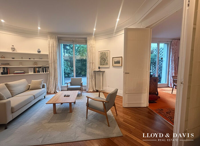 Appartement à vendre - Paris e , Auteuil-Nord, Jasmin, Mirabeau - 4 pièces - 2 chambres