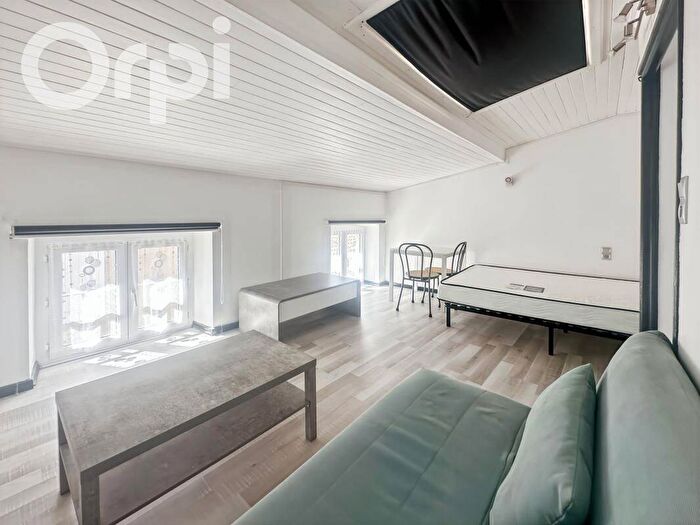 Appartement 1 pièce à louer - Centre Ville, Aubenas