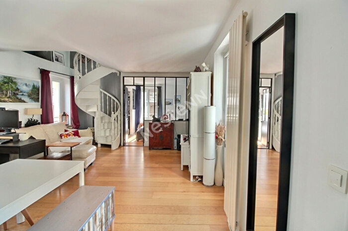 Suresnes, Plateau Ouest - Appartement 4 pièces à vendre