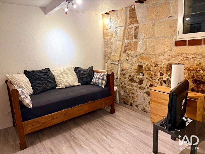 Appartement à louer - Bordeaux, Saint-Pierre - 1 pièce