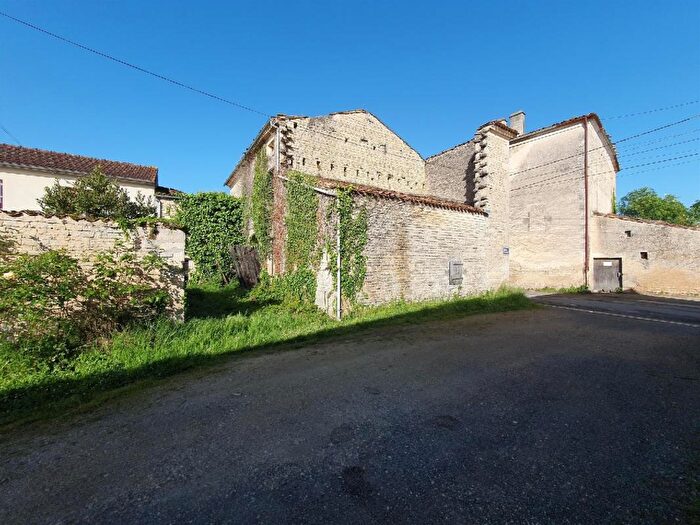 Maison à vendre - Courbillac - 4 pièces