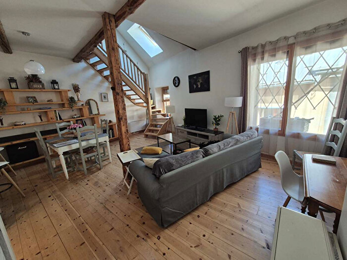 Appartement 3 pièces à Briançon, Centre-ville, Vieille-ville, Vauban, à vendre