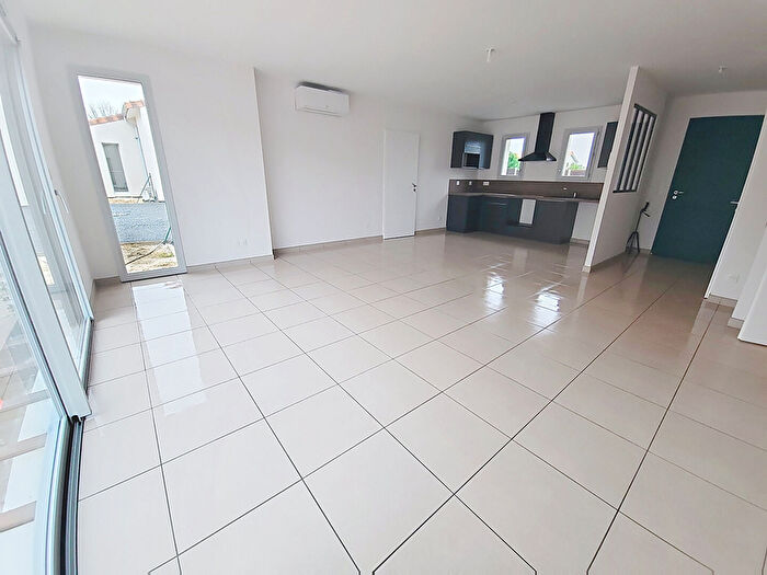 Maison à louer - Saint-Gervais - 4 pièces - 3 chambres