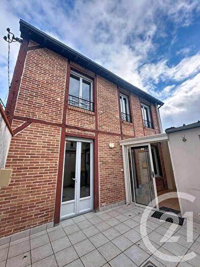 Maison à louer - Orléans, Saint-Vincent, Pasteur - 3 pièces - 2 chambres