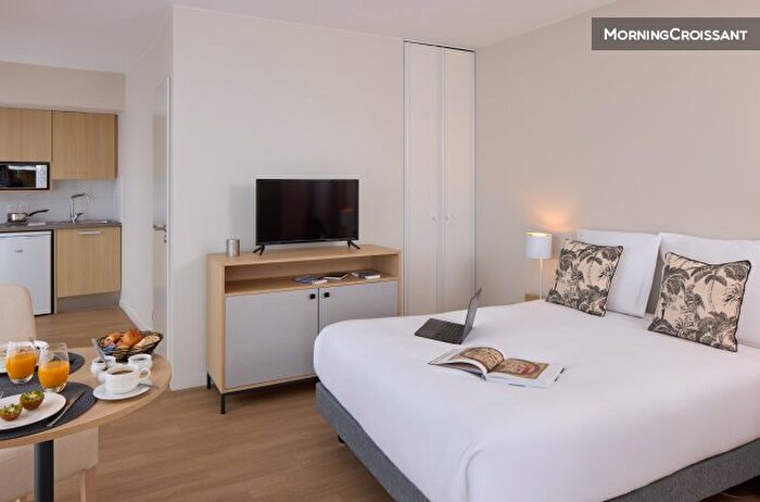 Appartement à louer - Bordeaux, Gare Saint-Jean - 1 pièce