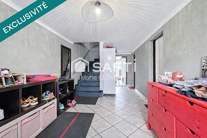 Maison à vendre - Pontault-Combault, Mairie, Rouxel - 9 pièces - 6 chambres