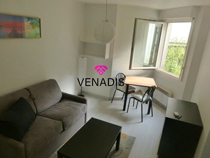 Paris 11ème, Belleville, Saint-Maur : Appartement 1 pièce à vendre