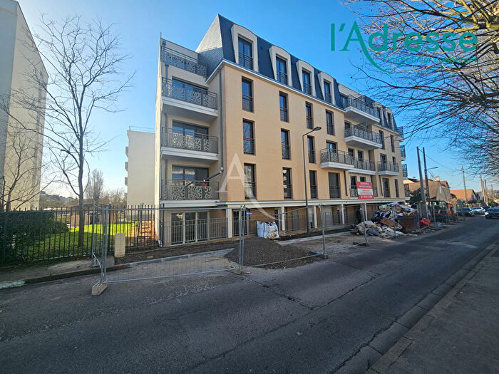 Appartement à vendre - Noisy-le-Grand, Nord - 1 pièce