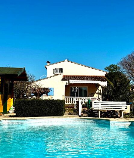 Maison à vendre - Aimargues - 6 pièces - 4 chambres