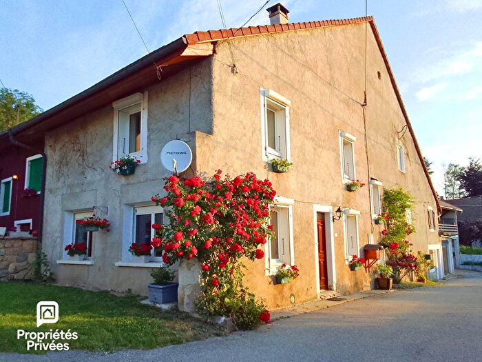 Maison à vendre - Châtillon-en-Michaille - 9 pièces - 5 chambres