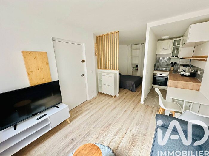 Ouest, Saint-Arnoult-en-Yvelines - Appartement 1 pièce à louer