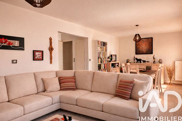 Appartement à vendre - Saint-Jean-de-Maurienne - 3 pièces - 2 chambres