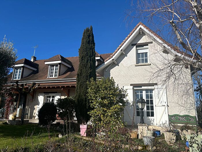 Maison à vendre - Beaumont-de-Lomagne - 8 pièces - 6 chambres