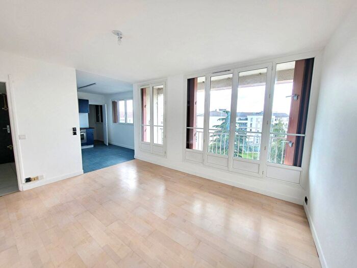 Maréchal Leclerc, Neuilly-sur-Marne - Appartement 3 pièces à louer
