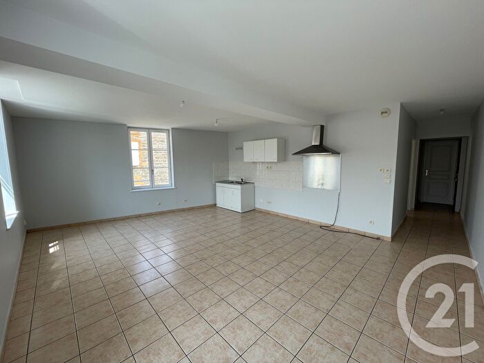 Appartement 3 pièces à Saint-Étienne-des-Oullières, à louer