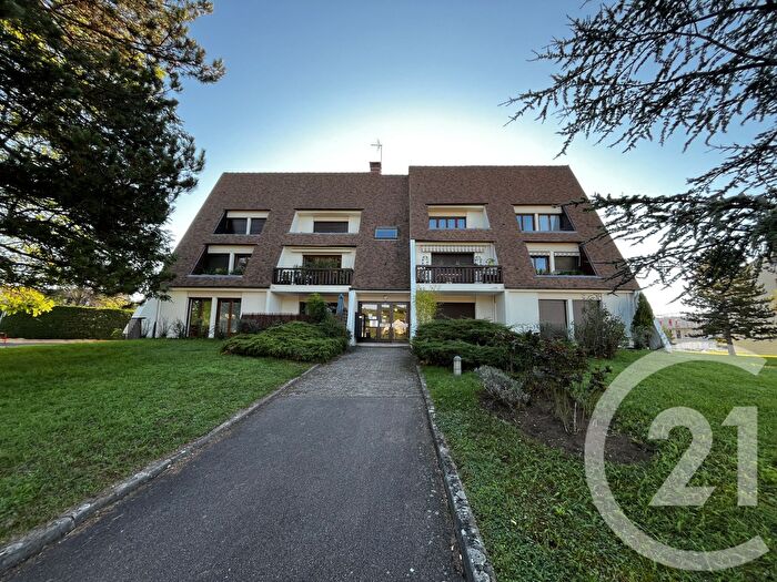 Appartement à louer - Beaune, Maladière - 4 pièces - 3 chambres