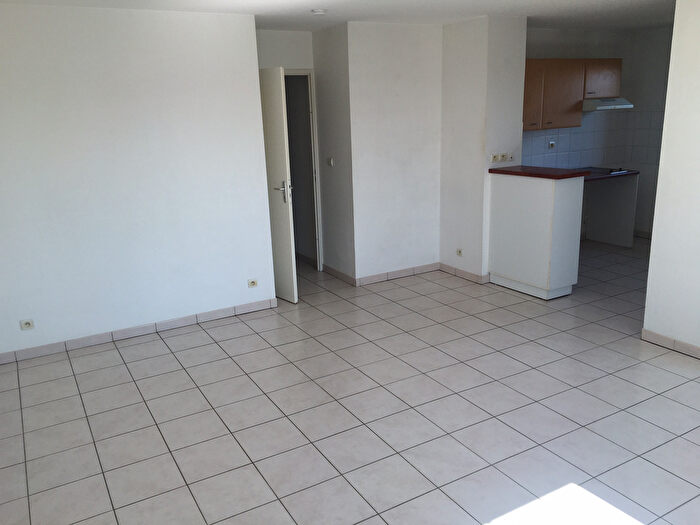 Appartement à louer - Fenouillet - 3 pièces - 2 chambres