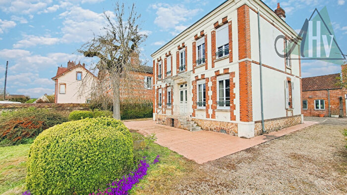 Nogent-sur-Seine : Maison 7 pièces à vendre