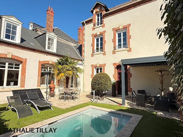 Maison 8 pièces à Orléans, La Cigogne, à vendre