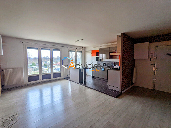 Appartement à louer - Bourges, Centre-ville, Charlet, Lahitolle, Pignoux, Sembat - 3 pièces - 2 chambres