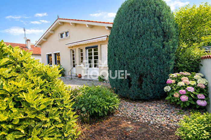Maison à vendre - Boën-sur-Lignon - 5 pièces - 4 chambres