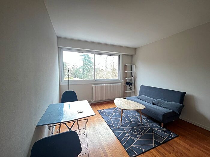 Appartement à louer - Petites Brosses-Boutary, Caluire-et-Cuire - 2 pièces - 1 chambre