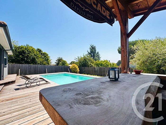 Maison à vendre - Saint-André-de-Cubzac - 5 pièces - 4 chambres