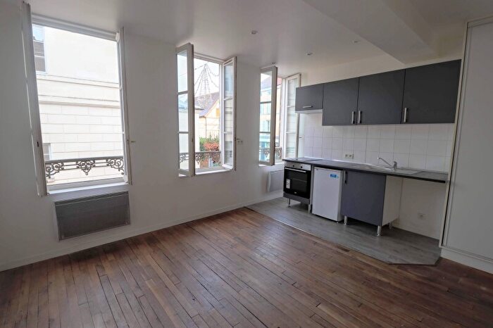 Appartement à louer - Troyes, Cathédrale - 2 pièces - 1 chambre