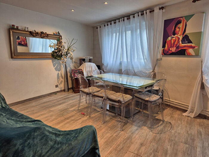 Appartement à vendre - Tremblay-en-France, Le Vert Galant - 3 pièces - 2 chambres