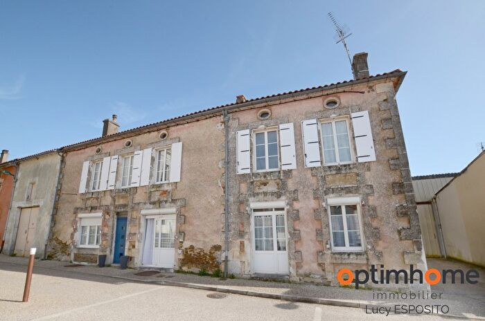 Maison à vendre - Montemb uf, Montemboeuf - 6 pièces - 5 chambres