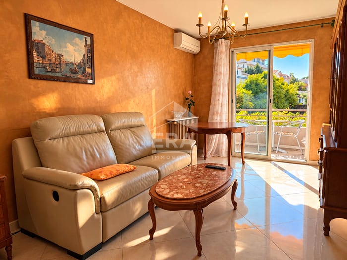 Cagnes-sur-Mer, Les Bréguières : Appartement 3 pièces à vendre