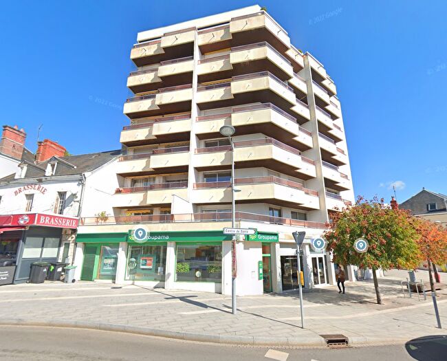 Appartement à vendre - Vierzon, Centre-ville - 2 pièces - 1 chambre