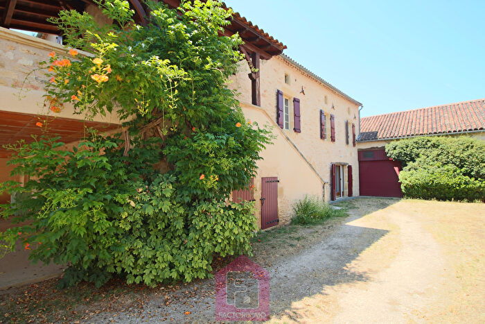 Maison 5 pièces à Puy-l'Évêque, à vendre