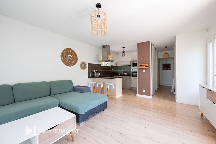 Cenon, Mairie, Lissandre : Maison 3 pièces à vendre