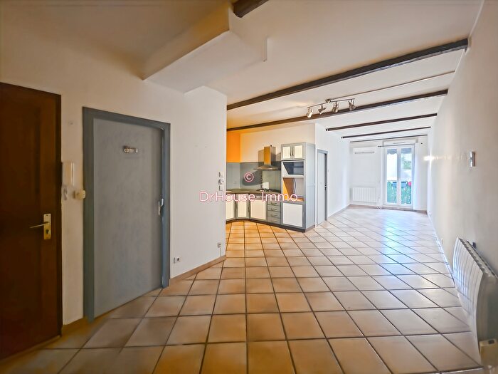 Appartement à vendre - Garéoult - 3 pièces - 2 chambres