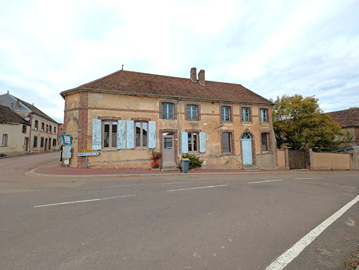 Maison 6 pièces à Cudot, à vendre