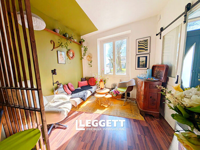 Maison à vendre - Saint-Dizier-Leyrenne - 6 pièces - 5 chambres