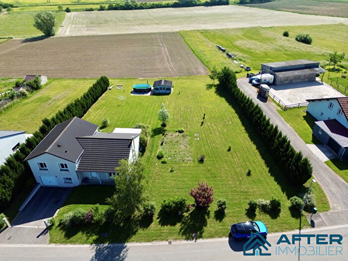 Maison 4 pièces à vendre à Ommeray
