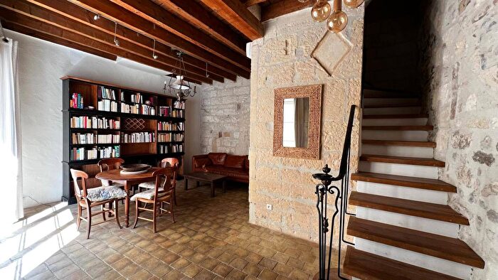 Maison à louer - Centre Ville-Mejan-La Cité, Arles - 3 pièces - 2 chambres