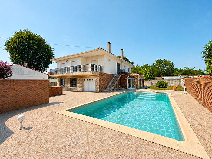 Maison 8 pièces à Villenave-d'Ornon, Chambéry, La Monnaie, Carbonnieux, Trigan, à vendre
