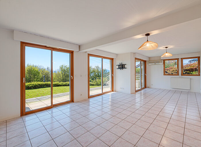 Appartement à vendre - Publier - 5 pièces - 3 chambres